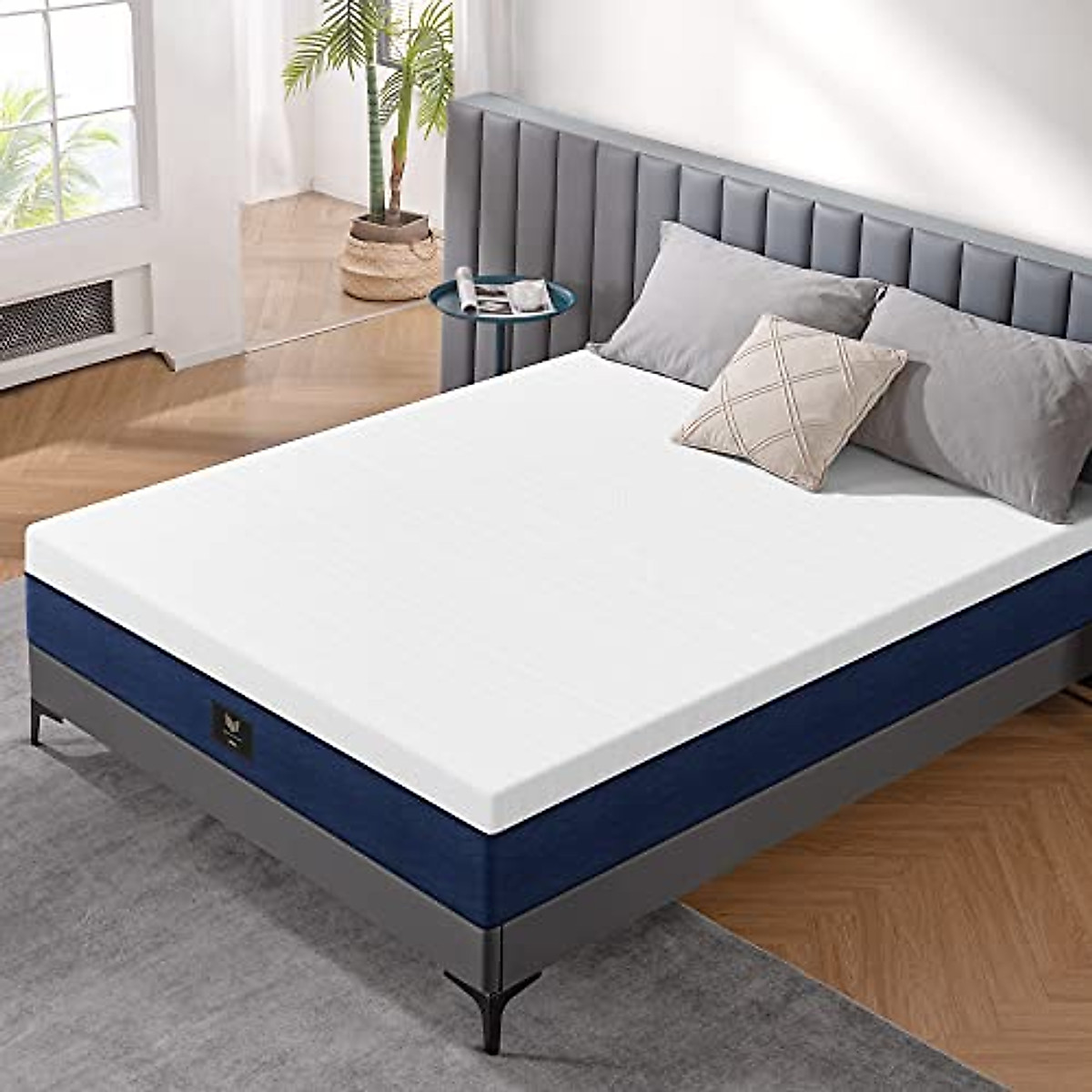 VICTORAGE 10 Inch Gel Memory Foam Mattress, Cooling Gel Bed Mattress, CertiPUR-US Certified, Mattress in a Box, Pressure Relief, Made in USA, Medium Plush, Queen Size Memory Foam Mattress