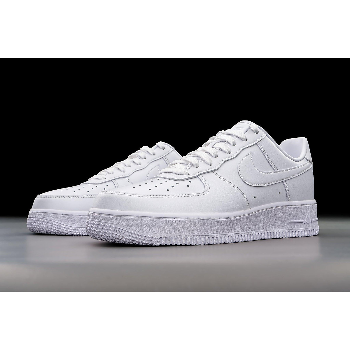 Nike Mens Air Force 1 Low '07 CW2288 111 White on White - Size 9.5