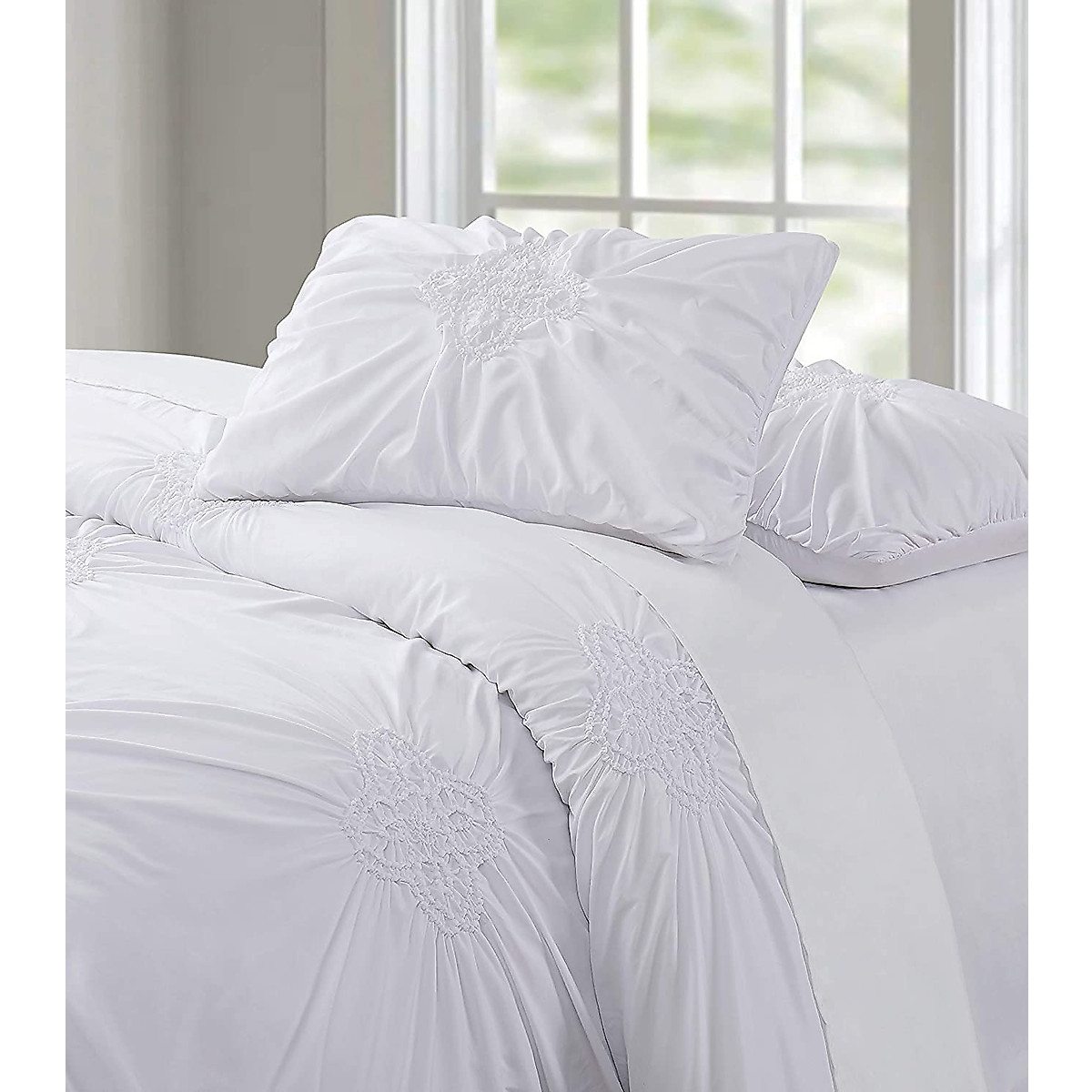 Christian Siriano Georgia Rouched Duvet Set Queen and Full, White