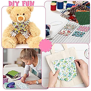 300 Pieces 4 x 4 Inches Cotton Fabric Bundle Precut Patchwork Fabrics Fat Squares Fabric Scraps Cotton Quilting Printed Floral Fabric Patchwork for DIY Craft Sewing Clothing