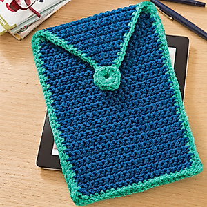 Boye Learn to Crochet Arts and Crafts Kit with 15 Projects and Supplies