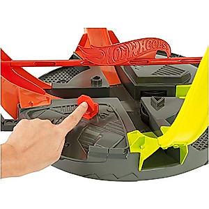 Hot Wheels Roto Revolution Track Set, multi color (FDF26)