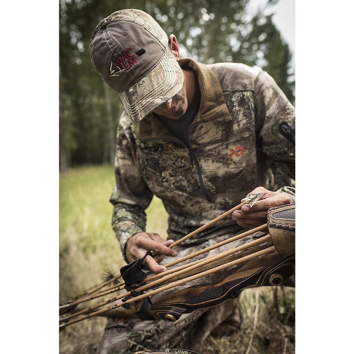 WAC Lighting 3 Blade 100 Grain 3-Pack with Free Strobing FIT Nock (3 Bushings Inc)