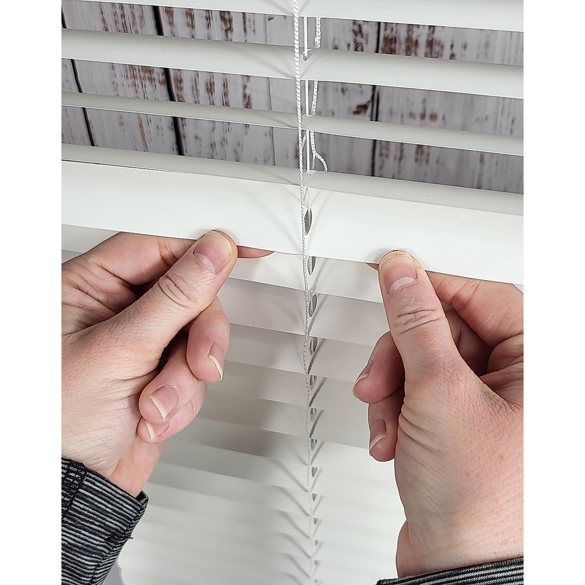 BlindDIY™ Clear Mini Blind Slat Repair Kit-Clear Blind Repair Tabs with String Holes- Clear Blind Fixers-Horizontal Blinds Replacement Slats