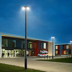 HCOOR 100W Solar Street Lights Outdoor, IP65 Waterproof Dusk to Dawn Solar Led Outdoor Light with Remote Control, 6500K Cool White Security Led Flood Light for Yard, Garden, Street, Parking Lot