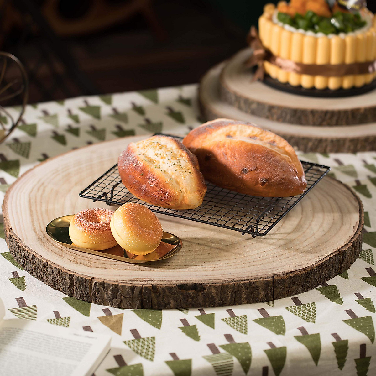 Vintiquewise Barky Natural Wood Slabs Rustic Ornament Slice Tray Table Charger - 18 Inch Dia