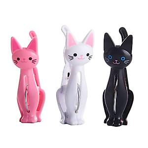 Guaber 4Pcs Beach Towel Clips Cartoon Shaped Clamps Multifunctional Clothes Quilt Blanket Pegs for Home Bathroom Decoration Clothes Pegs Plastic, White