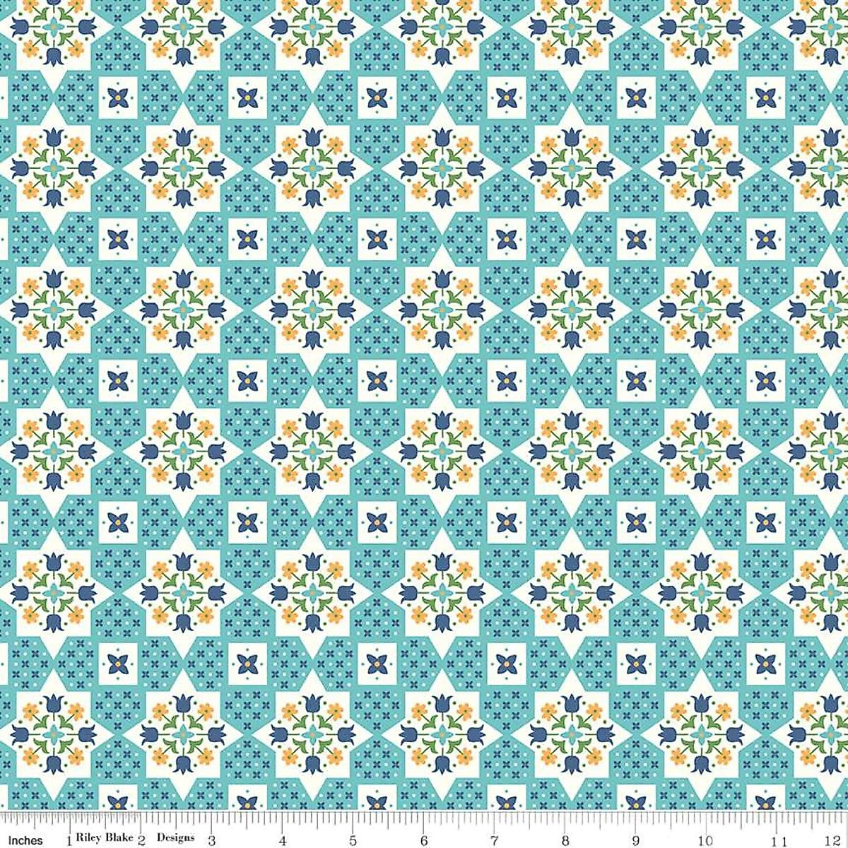 Flea Market Fat Quarter Bundle (39 Pieces) by Lori Holt for Riley Blake 18 x 21 inches (45.72 cm x 53.34 cm) Fabric cuts DIY Quilt Fabric