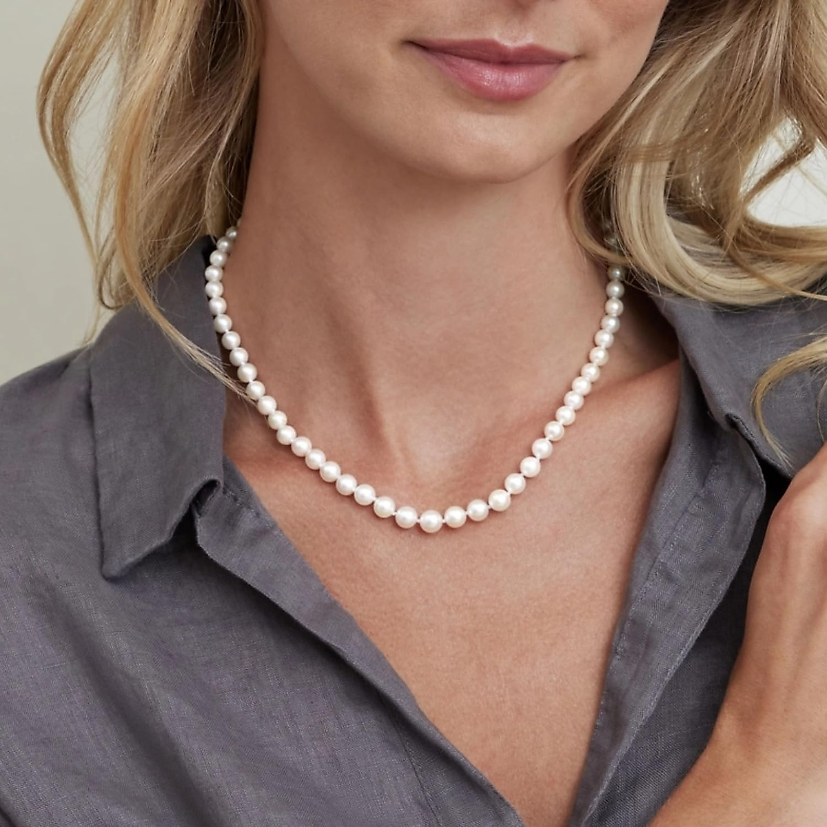 The Pearl Source 14K Gold 5.0-5.5mm AAAA Quality White Freshwater Cultured Pearl Necklace for Women in 17" Princess Length