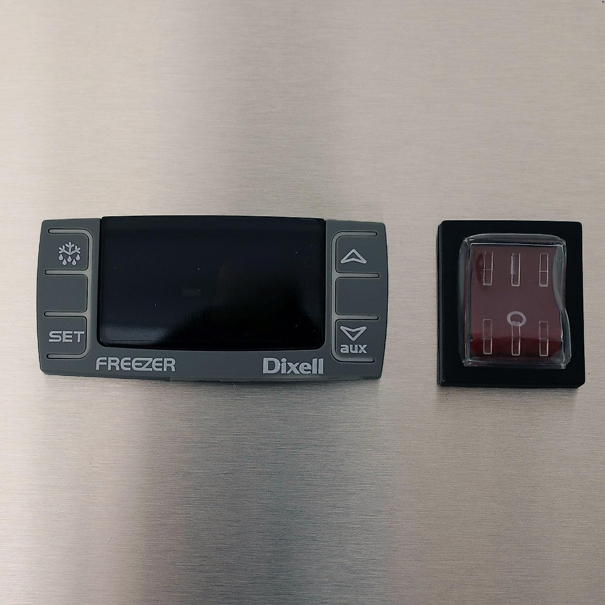 PEAKCOLD Single Door Commercial Reach In Stainless Steel Freezer, White Interior; 23 Cubic Ft, 29 Wide inch