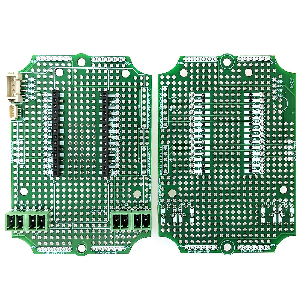 qBox AMC DIY IOT Enclosure Kit (One SMA), IOT Enclosure for Arduino MKR ESP32 Cellular LoRa WiFi Board, Waterproof IP65 Enclosure with Glands, prototyping PCB, connectors Set and SMA