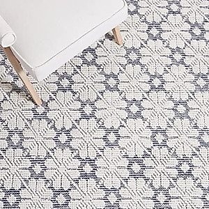 MARTHA STEWART x SAFAVIEH 6' x 9' Ivory/Navy MSR3503N Handmade Contemporary Floral Wool Area Rug