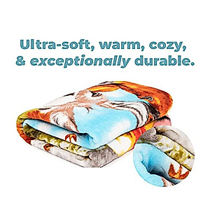 Dawhud Direct Cartoon Selfie Farm Animals Fleece Blanket for Bed, 50" x 60" Farm Animal Fleece Throw Blanket for Women, Men and Kids - Super Soft Plush Horse Blanket Throw