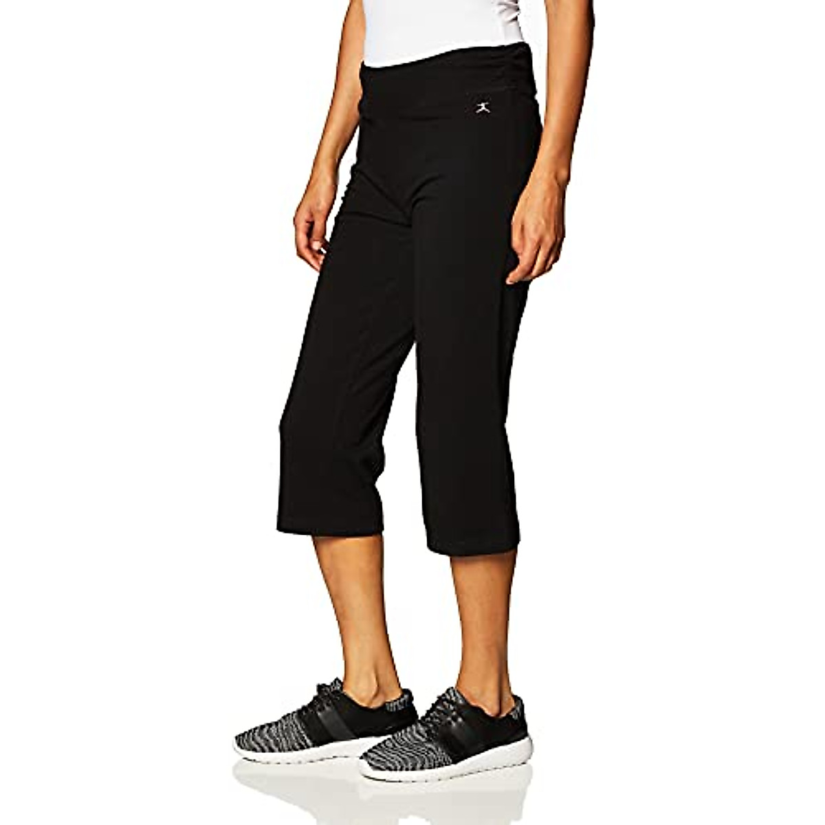 Danskin Women's Essential Sleek Fit Crop Pant, Black, Medium