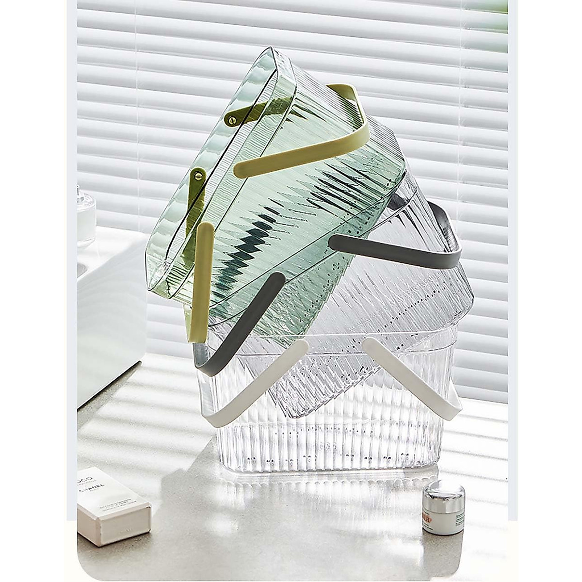 kamuavni Bath Toy Basket, Plastic Clean Caddy with Handle, Dorm Room Essentials Toiletry Caddy for Dorm College Bathroom Cleaning Camping 10.4×6.9×6.7inch,Transparent Grey