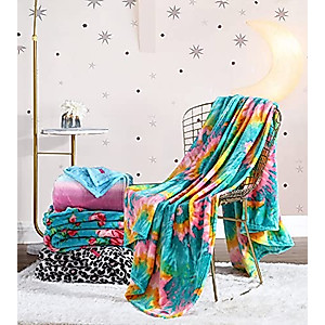 Betsey Johnson | Fleece Collection | Blanket - Ultra Soft & Cozy Plush Fleece, Lightweight & Warm, Perfect for Bed or Couch, Queen, Tie Dye Love