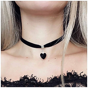 Yheakne Punk Black Velvet Choker Necklace Love Heart Pendant Necklace Vintage Black Satin Choker Necklace Gothic Retro Leather Collar Necklace Chain Jewelry for Women and Girls Prom Party Gifts
