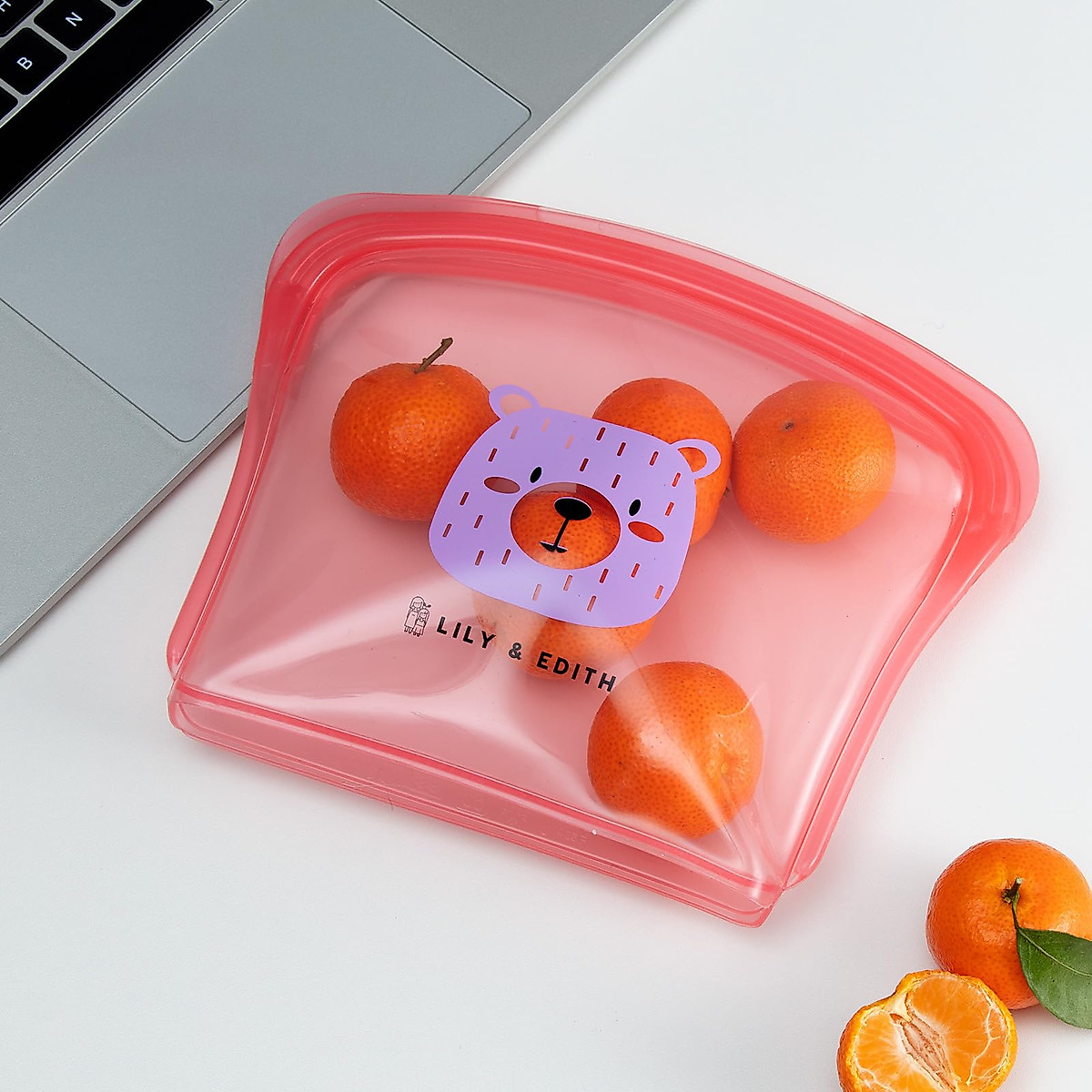 LILY & EDITH Reusable Silicone Bag for Snack/Lunch - Leakproof, Airtight, Dishwasher & Microwave & Freezer Safe, Sous Vide, Lightweight, Portable, Multi-functional (White Penguin, 800ml)