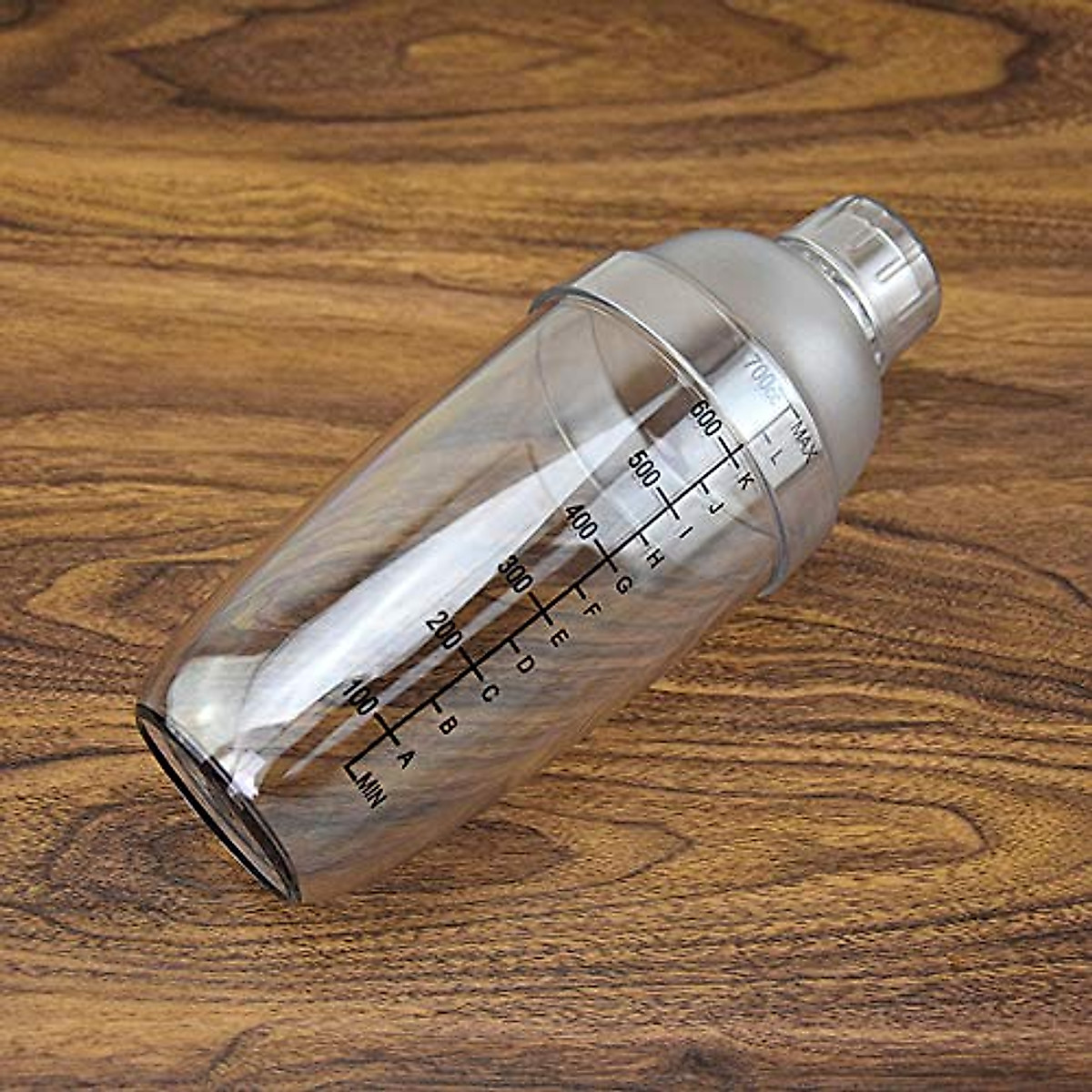 FEOOWV Plastic Cocktail Shaker, Hand Drink Mixer Boba Tea Shaker Cup with Scales,Bar Tool Transparent (24 oz / 700cc)