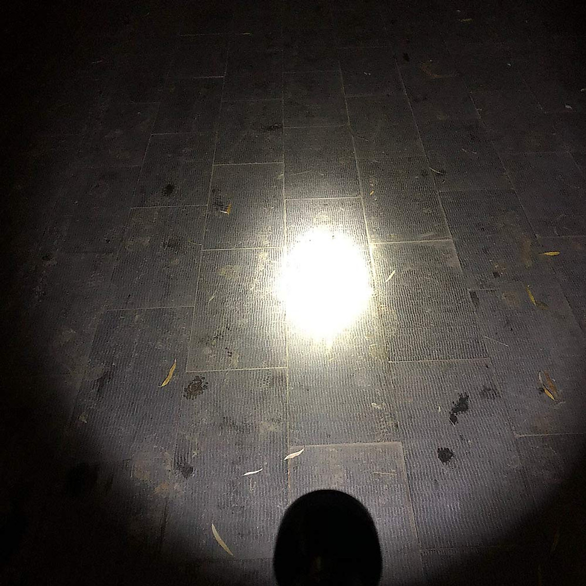 KunHe Heavy Duty 2 D Cell Battery LED Big Flashlights High Lumens Single Mode Flashlight, Aluminum, Ourdoor, Emergency, Power Outage Supplies