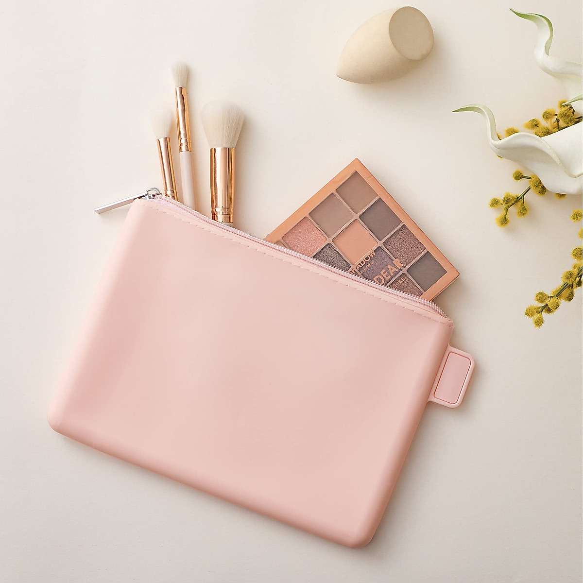 Vorey Silicone Makeup Brush Holder Travel Essentials Portable Zippered Large Capacity Cosmetic Brush Case Makeup Brush Pouch for Women, Pink