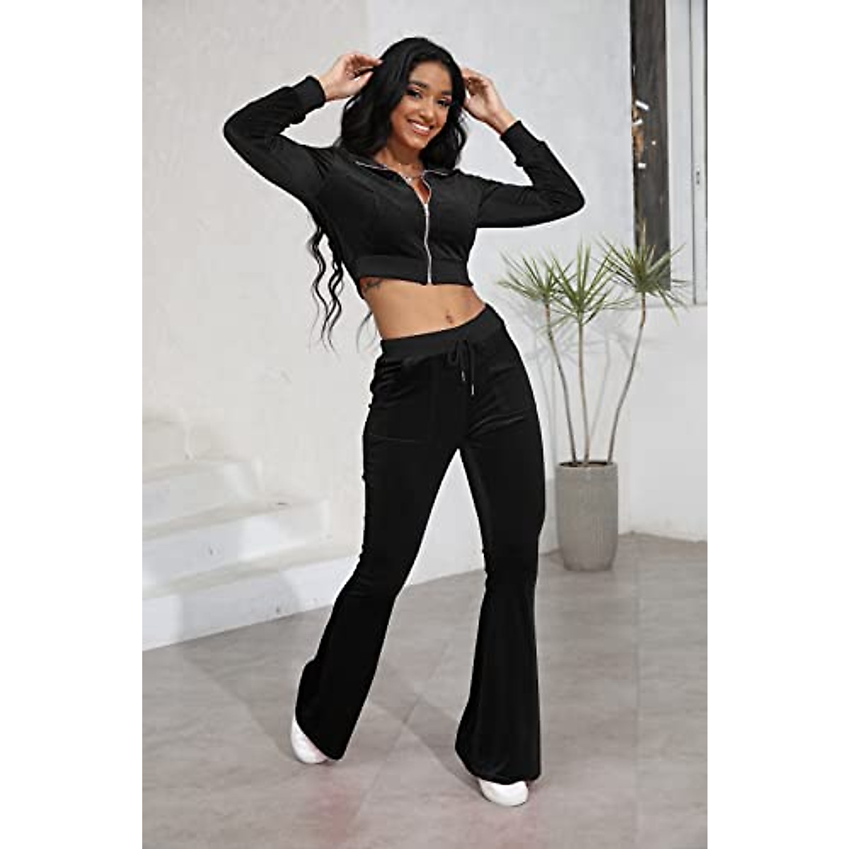 Wryran Velour Tracksuits Womens 2 Piece Lounge Outfits Zip Up Cropped Jacket Velvet Track Suits Y2K Sweatshirt and Flared Sweatpants with Pockets Matching Set Black Medium