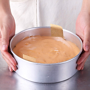 120 Pieces Precut Circle Cake Pan Liners Round Parchment Paper Non-stick Parchment Paper with Lift Tabs for Baking (Brown)