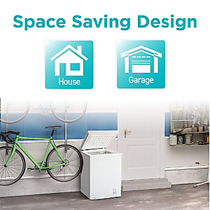 BLACK+DECKER 3.5 Cu. Ft. Chest Freezer, Holds up to 122 Lbs. of Frozen Food with Organizer Basket, BCFK356, White