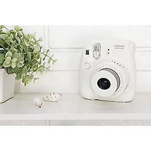 FujiFilm Instax Mini 8 with Strap and Batteries (White)