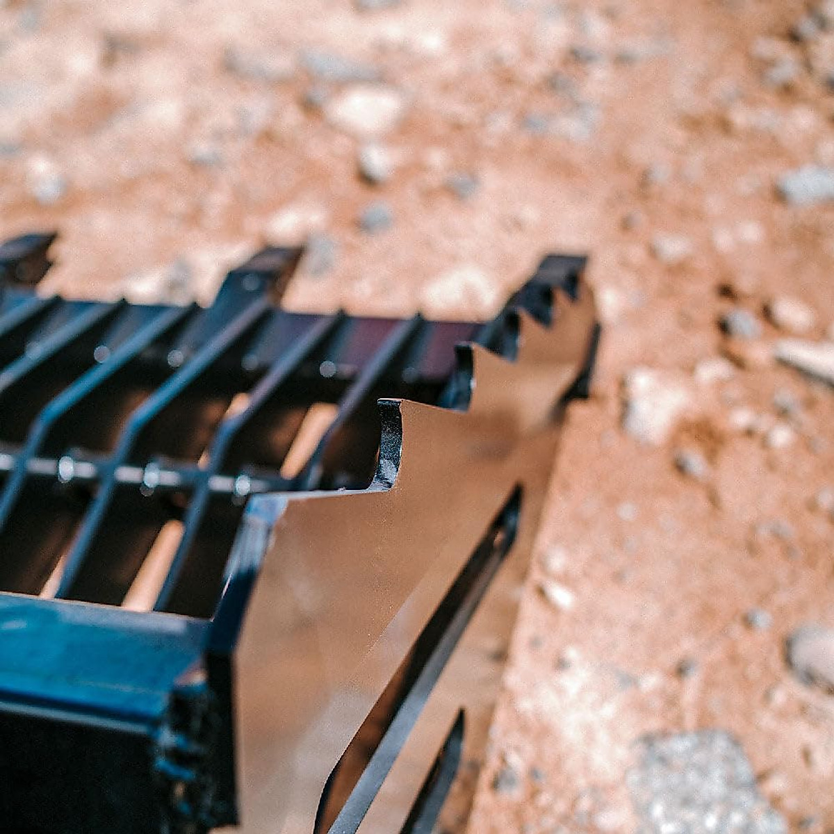 Titan Attachments 48in Fine-Grade Skeleton Rock Bucket with Bolt-On Teeth, Skid Steer Quick Tach, Reinforced Side Cutters