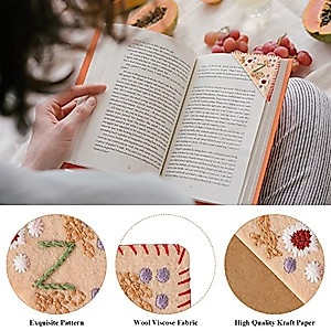 Lifemaison Personalized Hand Embroidered Corner Bookmark 26 Letters Felt Triangle Corner Page Bookmark Handmade Stitched Book Marker Cute Flower Bookmarks for Book Reading Lovers Meaningful Gift