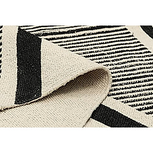 HOMEMONDE Boho Tufted Small Area Rug Washable 2x3 ft Cotton Geometric Woven Farmhouse Shaggy Throw Area Rug with Tassels for Entryway, Doormat, Kitchen Home Decor