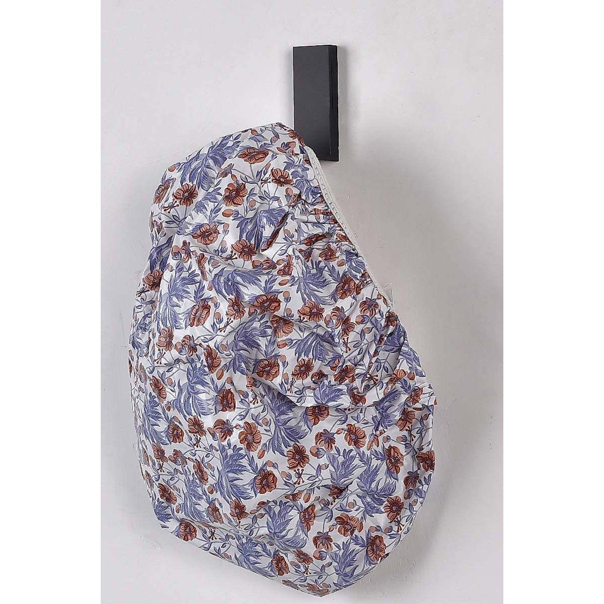 VOROMADU Coat Hooks Wall Mounted Towel Hooks Heavy Duty Single Robe Hanger for Bathroom Kitchen Office,3 Pack Solid Anodized Aluminum (Black)