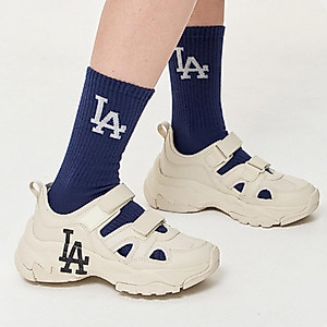 ZhuoDrow Women's Whisper Closed Toe Sport Sandals (White-LA, 6, adult, women, numeric_6, numeric, us_footwear_size_system, medium)