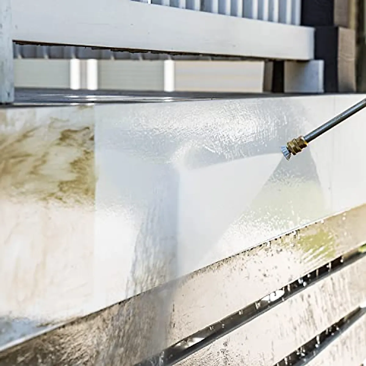 Craftsman CMXGWFN061200 3200 PSI Gas Pressure Washer, 2.4 GPM, Craftsman Engine, Includes Spray Gun and Wand, 4 QC Nozzle Tips, 1/4-in. x 25-ft. Hose, Red