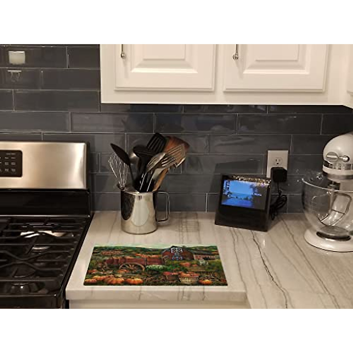 Caroline's Treasures PTW2008LCB Pumpkin Patch and Fall Farm Glass Cutting Board Large Decorative Tempered Glass Kitchen Cutting and Serving Board Large Size Chopping Board