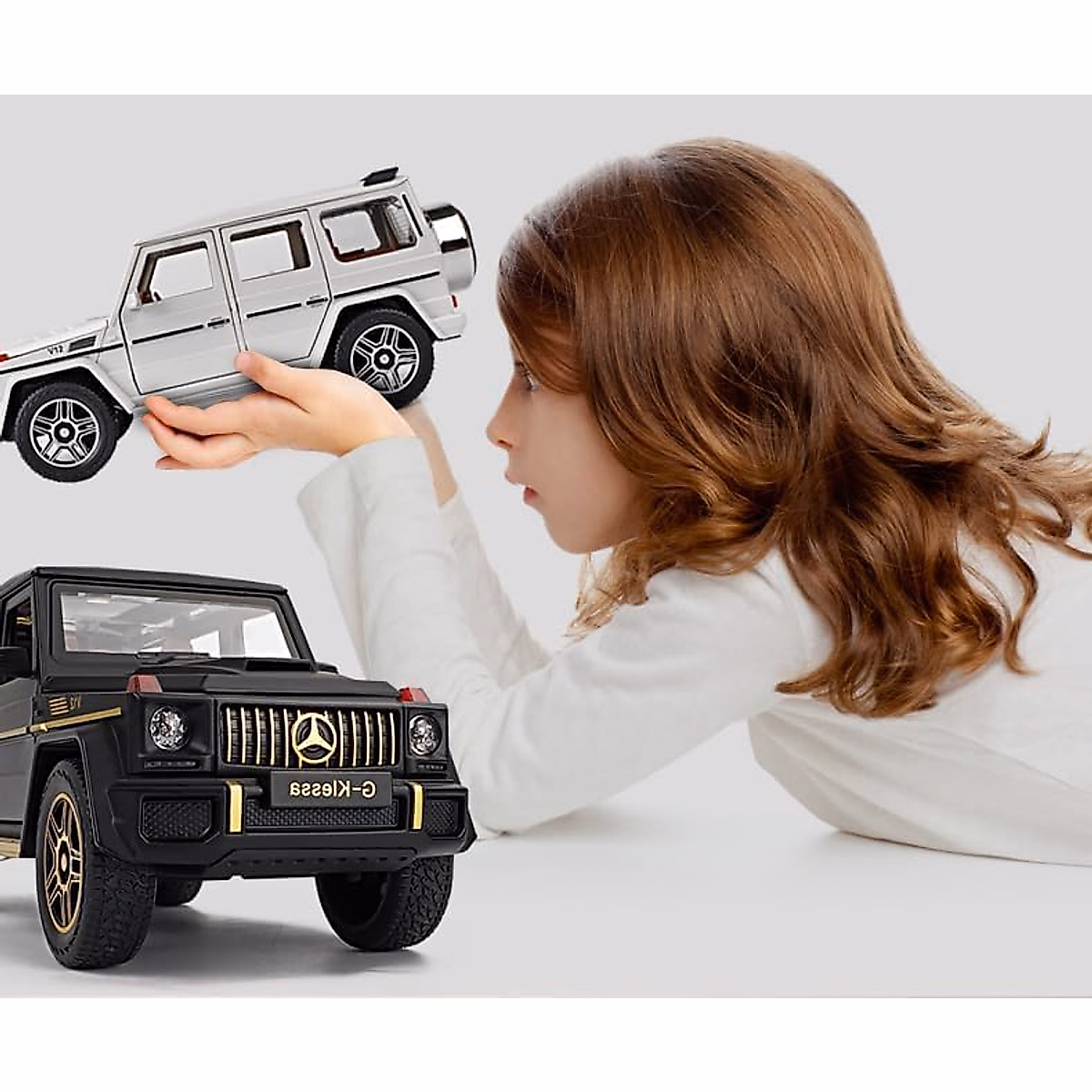 EROCK Exquisite car Model 1/24 Benz G63 AMG Model Car, Zinc Alloy Pull Back Toy car with Sound and Light for Kids Boy Girl Gift (Black)