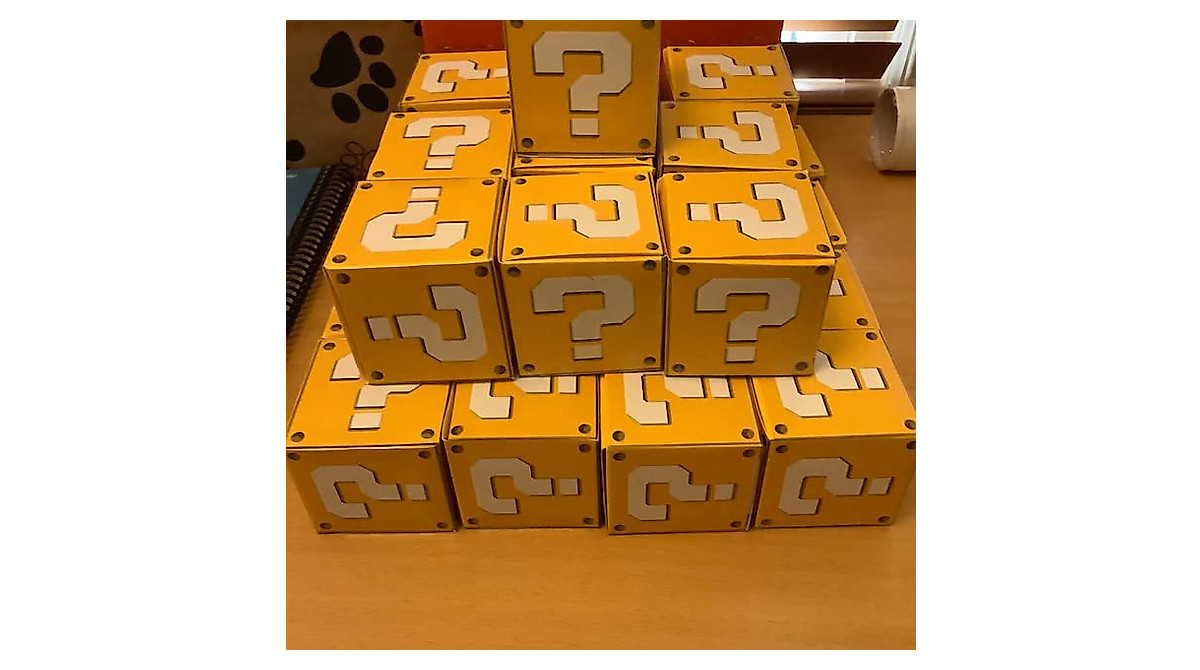 PARTVON Video Game Treat Box - Ideal for Parties