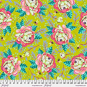 Moon Garden Fat Eighth Bundle (17 Pieces) by Tula Pink for Free Spirit 9 x 21 inches (22.86 cm x 53.34 cm) Fabric cuts DIY Quilt Fabric