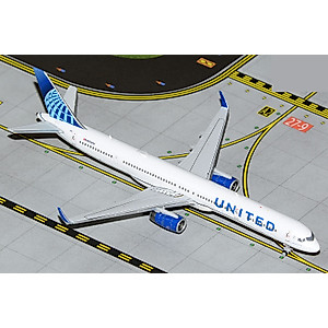 GeminiJets GJUAL2092 United Airlines Boeing 757-300 N75854; Scale 1:400