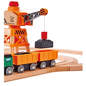 Hape Railway Diesel Freight Train| Freight Wagons with Loads Magnetic Connection Train for Kids