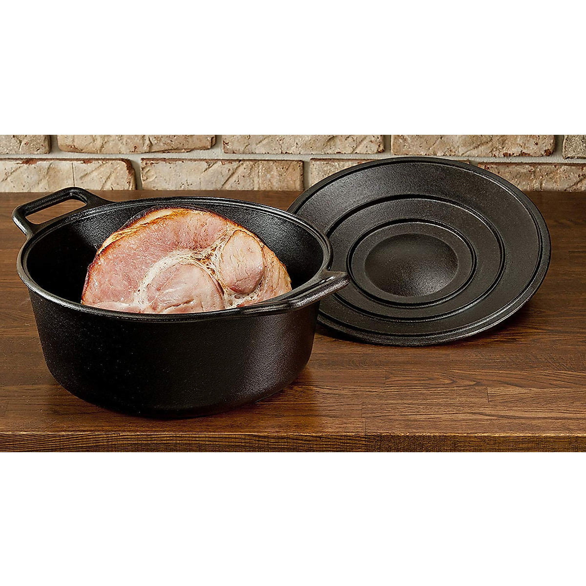 Lodge BOLD 7 Quart Seasoned Cast Iron Dutch Oven, Design-Forward Cookware,Black