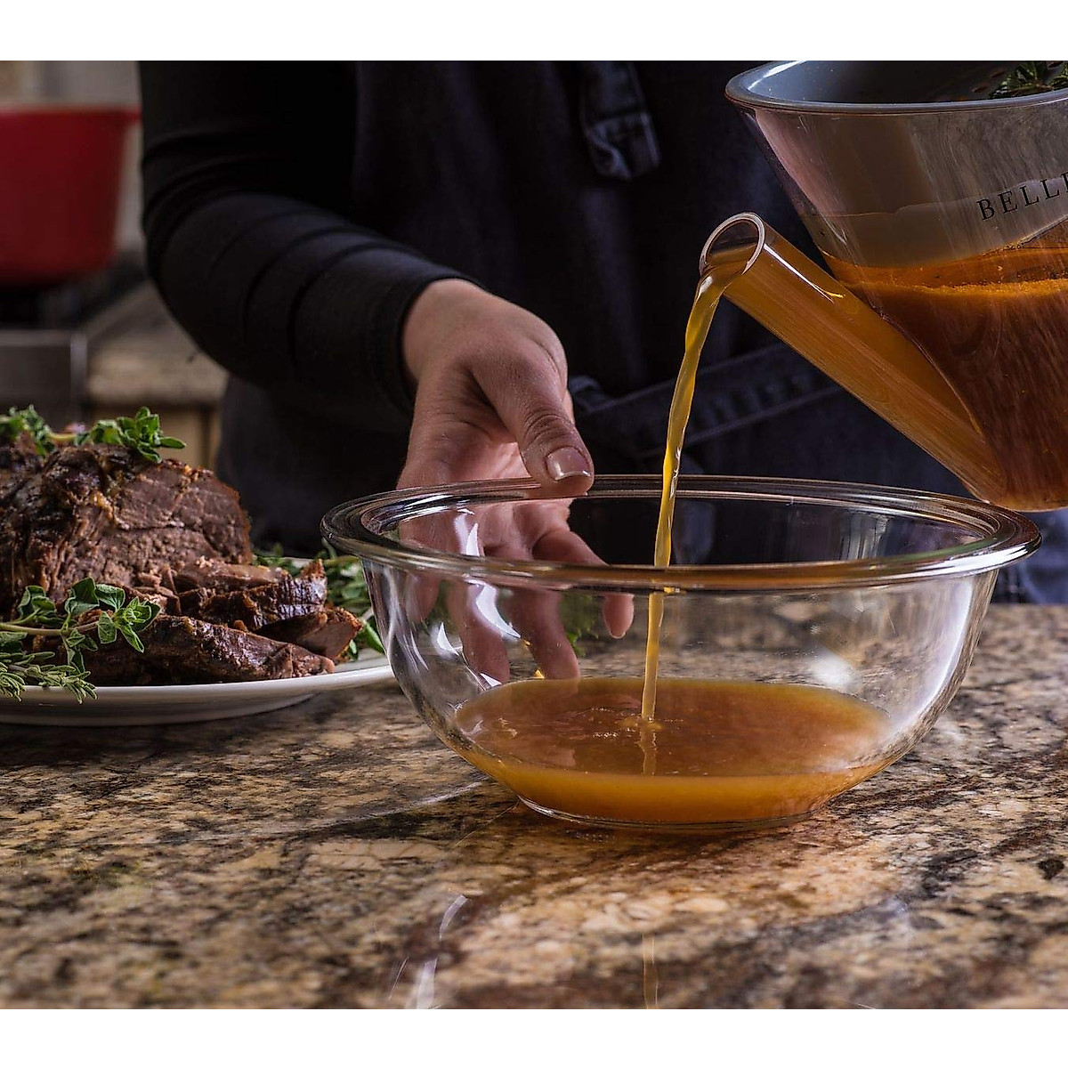 Bellemain 4-Cup Fat Separator/Measuring Cup with Strainer & Fat Stopper / 1 Liter Capacity