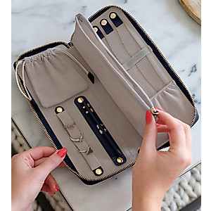 FEMIECHO Travel Jewelry Organizer Case - for Tangle-Free Necklaces, Earrings, Rings, Bracelets Storage, Travel Essentials, Fashion Portable Jewelry Travel bags for Women - Medium Black