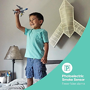 First Alert Battery Powered Wireless Interconnected Photoelectric Smoke and Carbon Monoxide Combo Alarm with Voice and Location, SCO500B- (Pack of 3)