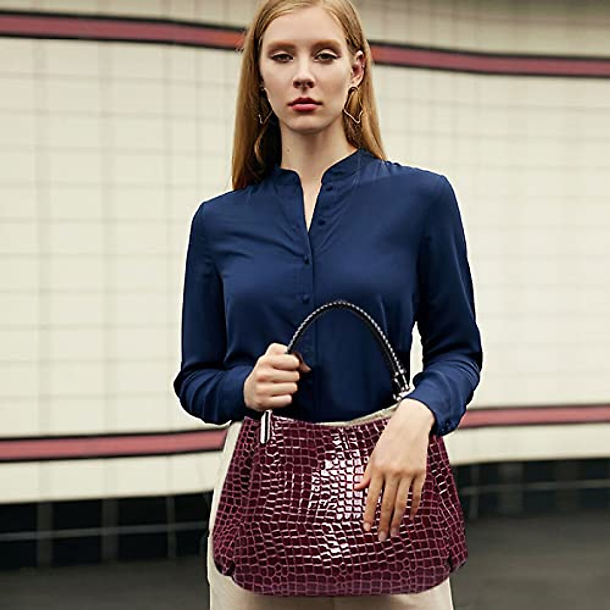 Women Large Alligator Pattern Faux Leather Top-handle Bag Evening Party Handbag Travel Tote Crocodile Dark Red