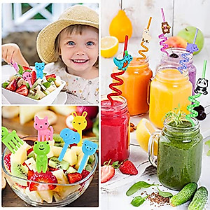 24 Reusable Jungle Animal Straws, Meetory Plastic Party Drinking Straws,Curly Crazy Straws with 20 Fruit Forks for Party Favor Kids Truck Decorations Birthday Supplies Gift, 12 Styles