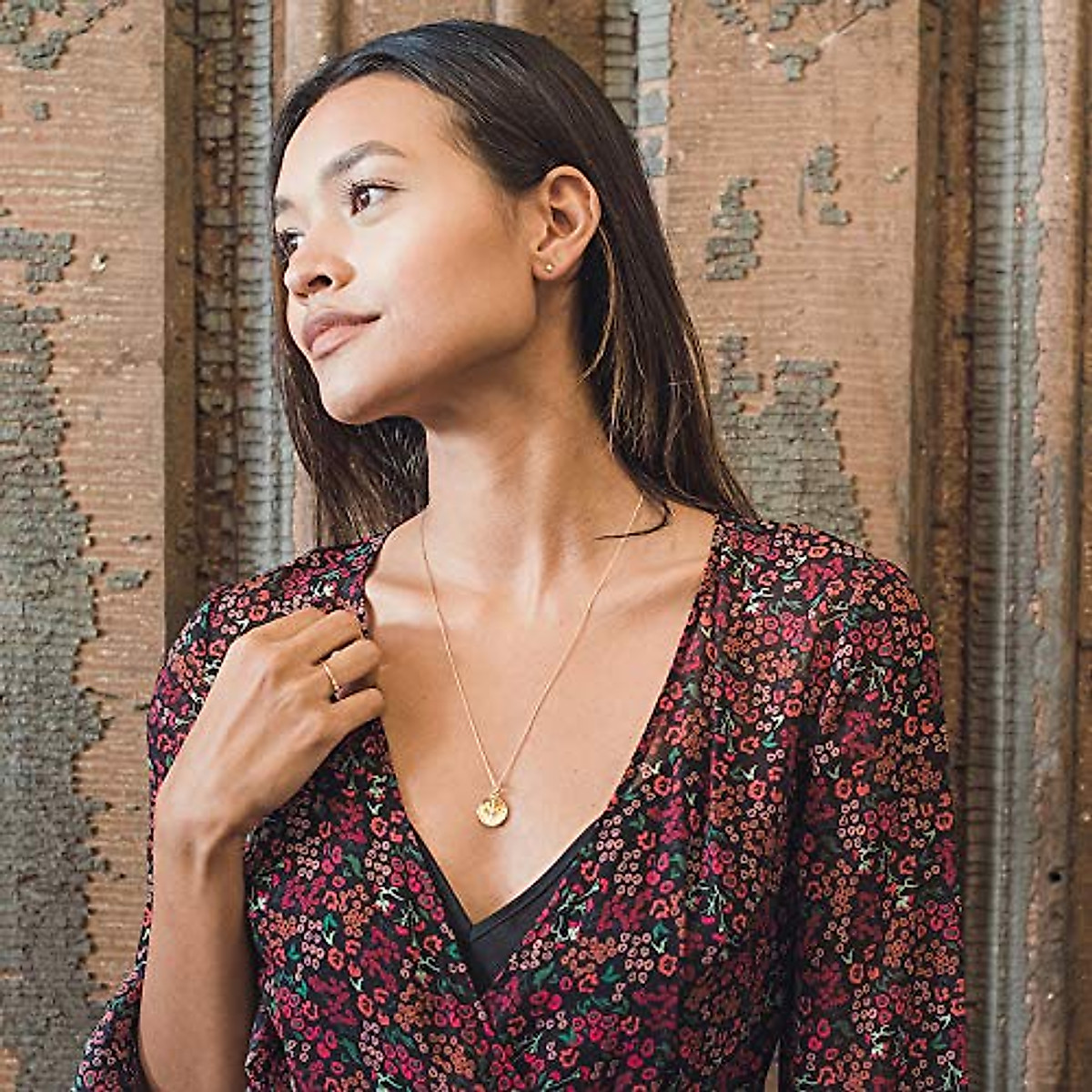 Honeycat Starburst Pendant Necklace in Gold, Rose Gold, or Silver | Minimalist, Delicate Jewelry (Gold)