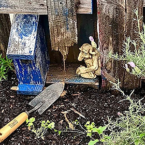 QNQA Gothic Gargoyle Statue,Friendly Troll Resin Sculpture,Personalise Figurine Garden Decor Indoor Outdoor Gnomes Statue for Flowerpot Patio Halloween Ornament,Sitting with hands on feet,5Inch 13cm