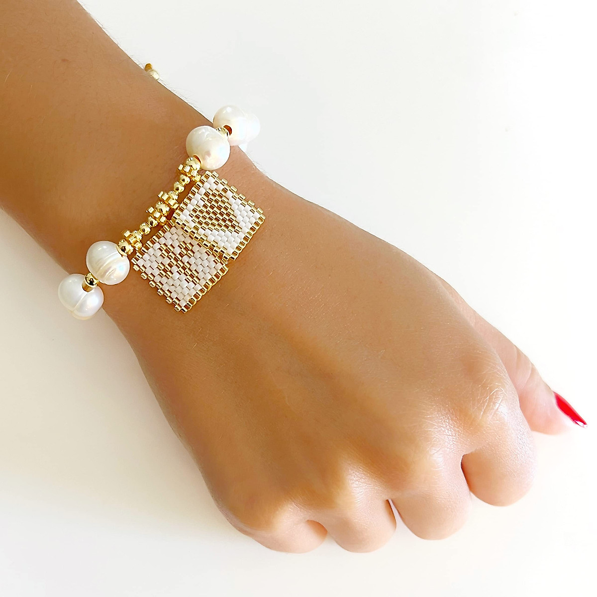 LESLIE BOULES White Gold Scapular Love Bracelet for Women Baroque Pearls Beads